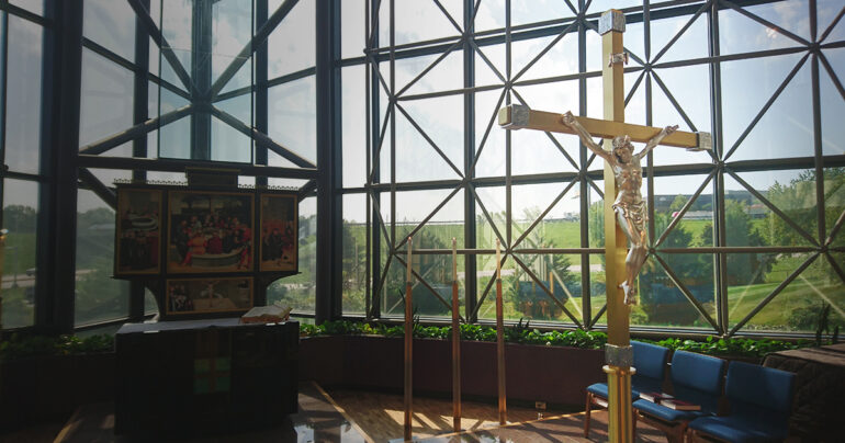 Daily Chapel - Rev. Sean Daenzer on Luke 11:1-13 and the Lord's Prayer ...